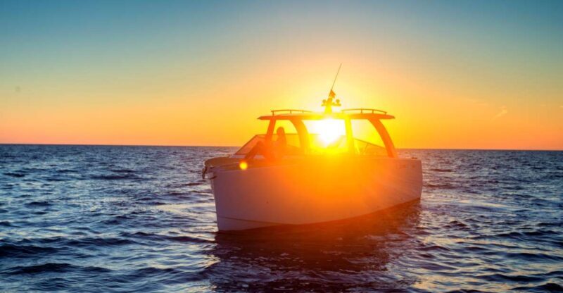 Hvar: Sunset and Pakleni Islands with a Speed Boat - Key Points