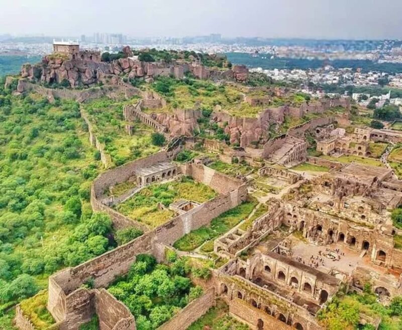 Hyderabad: Charminar, Golconda Fort & Qutub Shahi Tombs Tour - An Introduction to the Tour Experience
