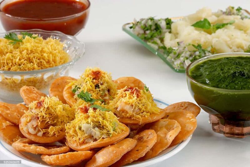 Hyderabad: Street Food Walking Tour with 7+ Tastings - Key Points