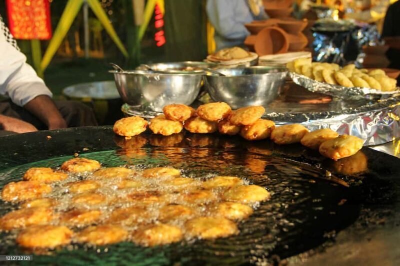 Hyderabad: Street Food Walking Tour with 7+ Tastings - Who Will Love This Tour?
