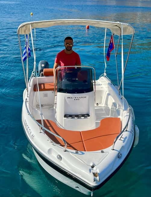 Hydra: No-License Boat Rental - Key Points