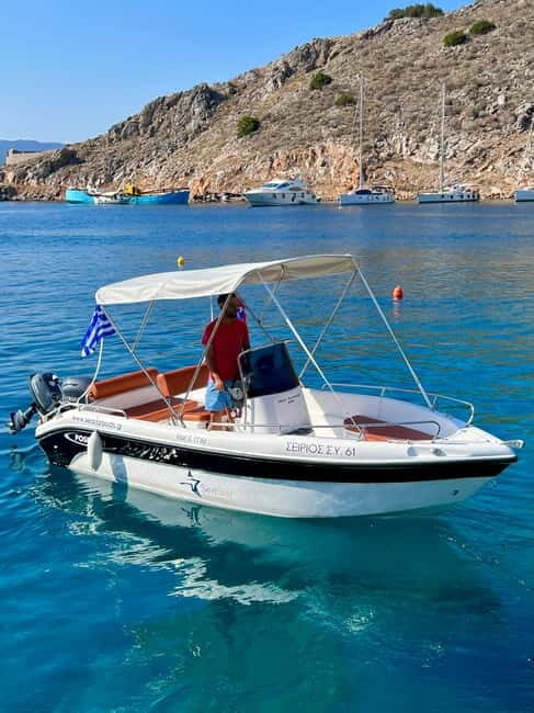 Hydra: No-License Boat Rental - What Makes This Boat Rental Unique?
