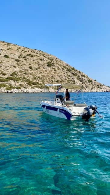 Hydra: No-License Boat Rental - The Size and Comfort of the Boats