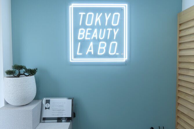 HydraFacial and Dry Head Spa Treatment in Shibuya - Key Points