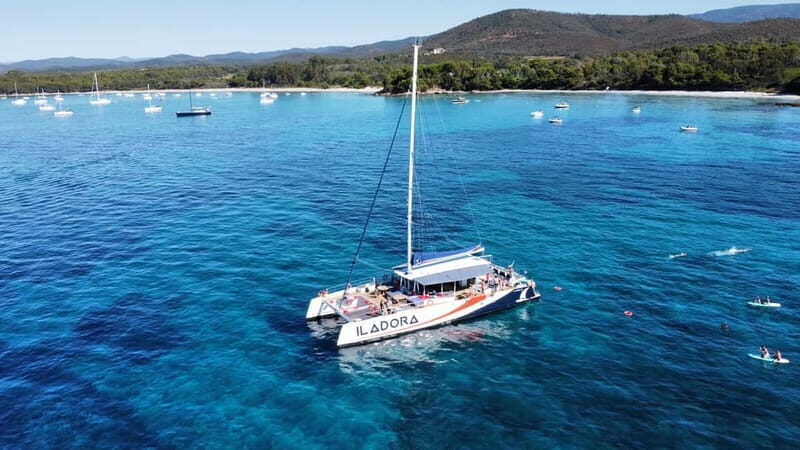 Hyères: Discovery Morning: Guided tour of the coastline on a Catamaran - Key Points