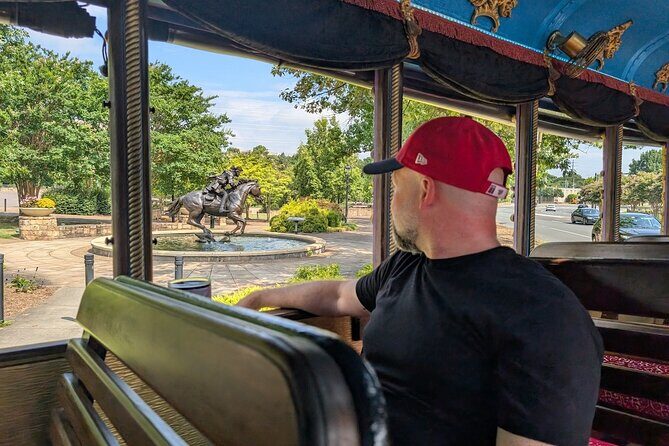 Hysterical History Tour of Charlotte | LaZoom - What Makes This Tour Special for Travelers