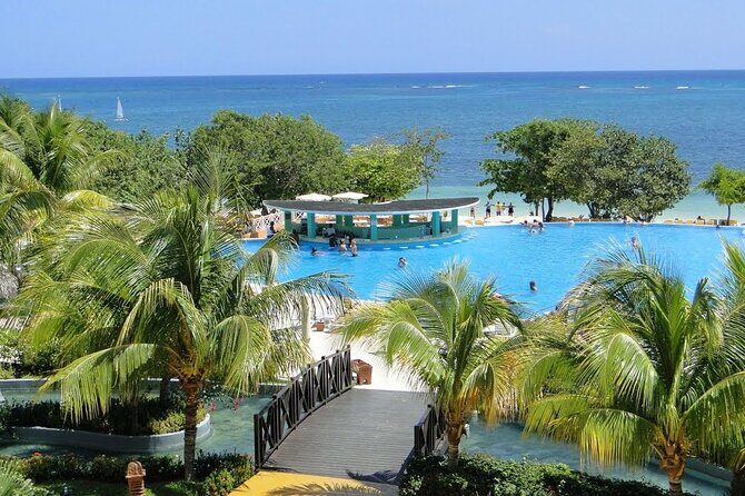 Iberostar Rose Hall Private Airport Transfer - The Vehicle and Service Quality