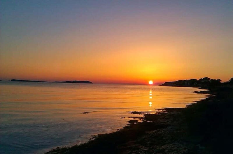 Ibiza: Beaches and Caves Instagram try-Snorkel experience - FAQ