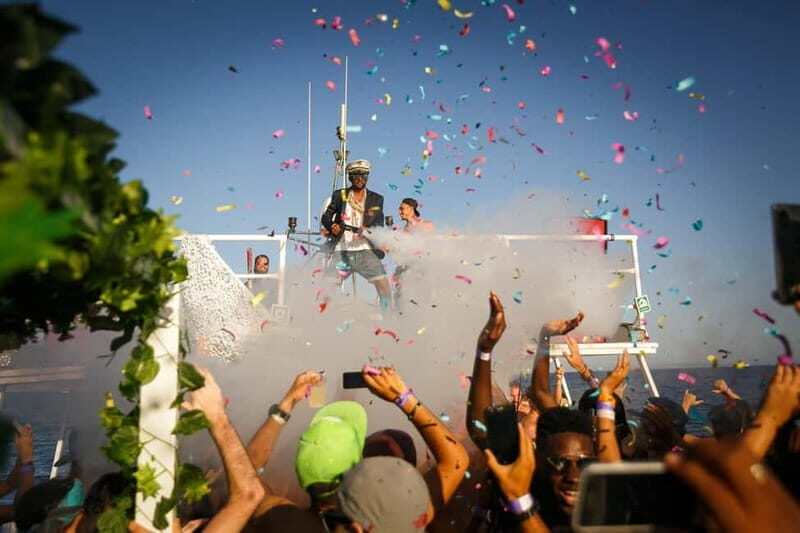 Ibiza Boat party with Premium boat and unlimited drinks - Key Points