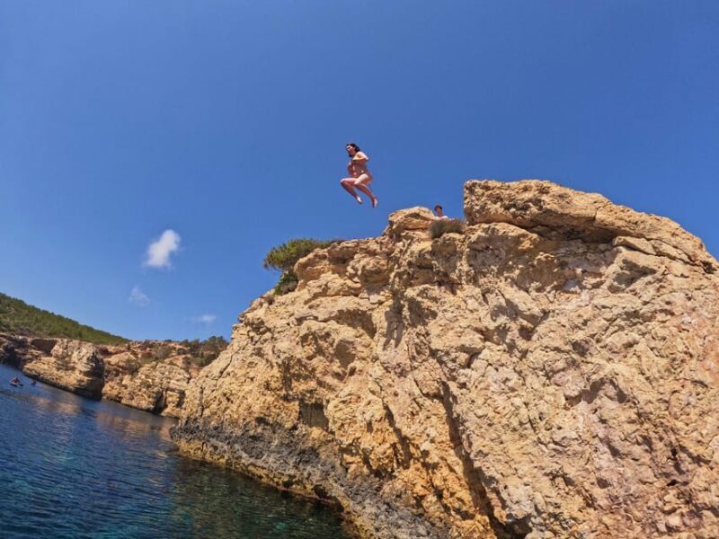 Ibiza: Stand-Up Paddle Boarding Trip to Secret Caves - Who Should Consider This Tour?