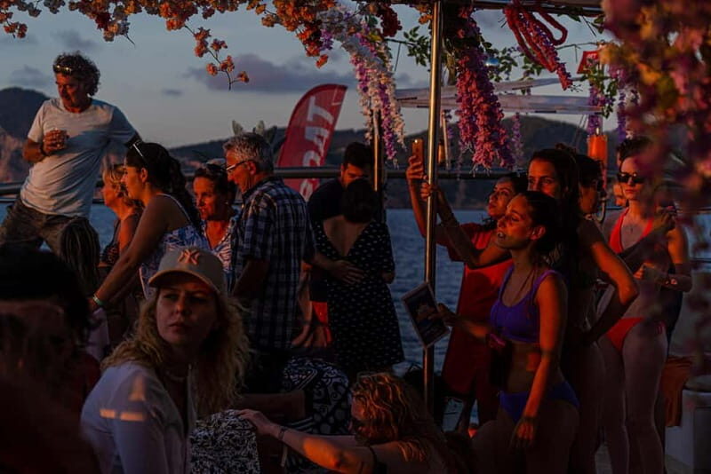 Ibiza: Sunset VIP Paella Cruise with drinks,Paddle Boarding - Final Thoughts