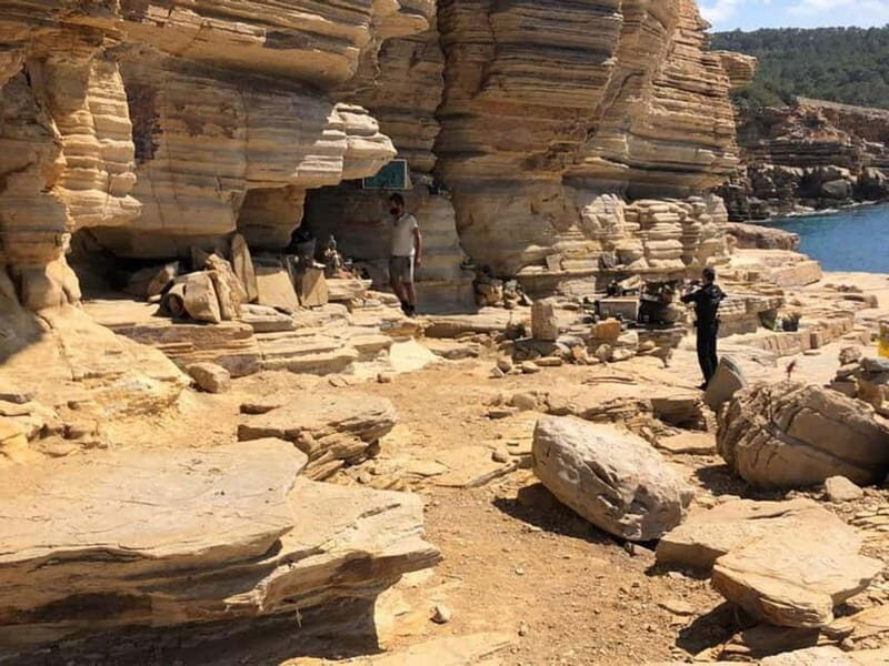 IBIZA : The "SECRET SPOTS" circuit - Authentic Experiences and Natural Beauty