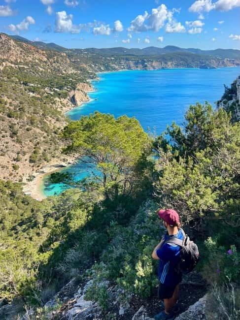 Ibiza: Unplugged  Fearne Cotton's Yoga, Hike and Boat Trip - Key Points