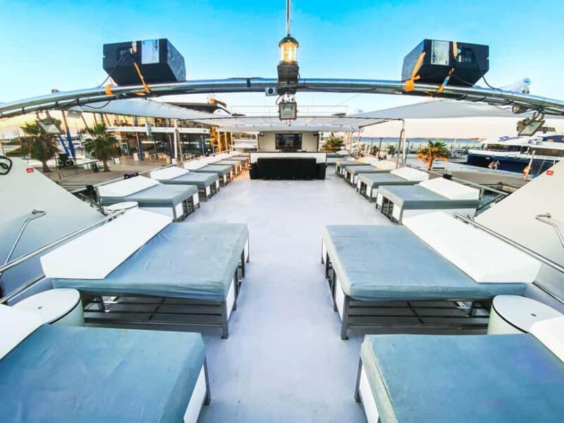 Ibiza: VIP Catamaran Party with DJ, Open Bar, Paella, and Nightclubs - Ibiza: VIP Catamaran Party with DJ, Open Bar, Paella, and Nightclubs