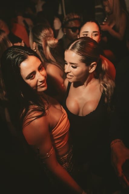 Ibiza:the best reggaeton party. from the white island - Who Should Consider This Tour?