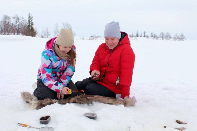 ICE FISHING experience - What to Expect: A Clear Picture of the Tour