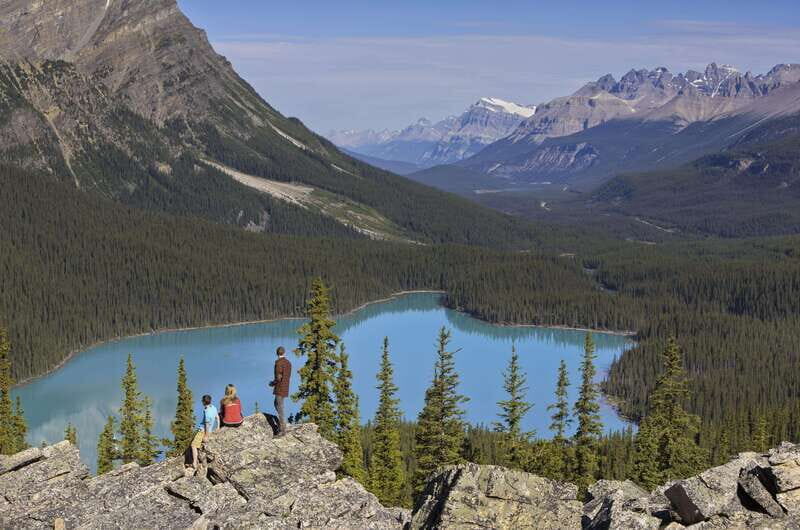 Icefield: Icefield Parkway, Bow Lakes & Peyto Lakes Day Tour - The Itinerary and What You Can Expect