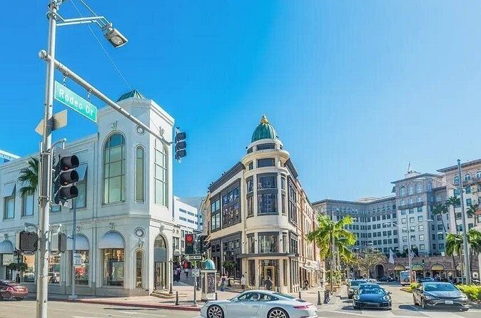 Iconic Film and Television Locations 1 Day Tour in Los Angeles - FAQ