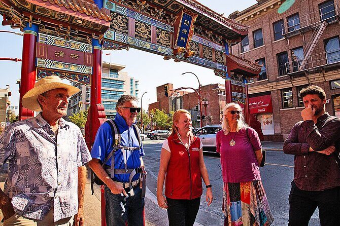 Iconic & Obscure Walking Tour in Victoria - The Tour Breakdown: From Waterfront to Chinatown