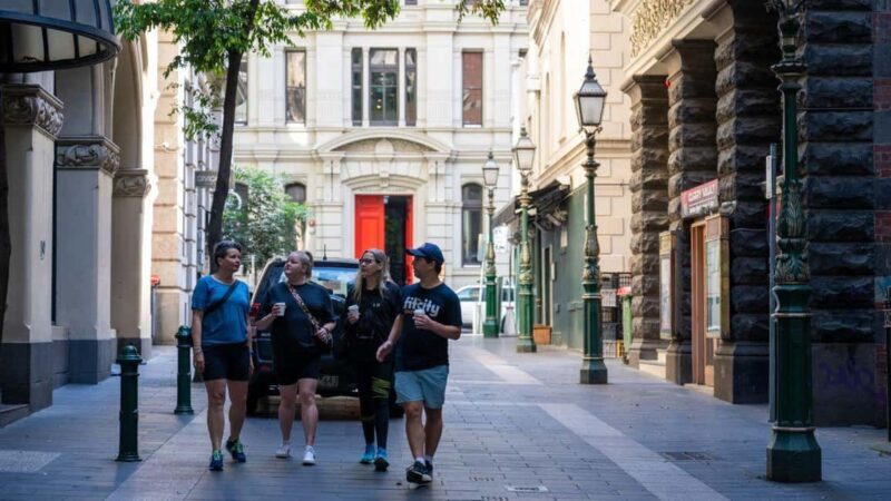 Icons of Melbourne Walking Tour - Key Points