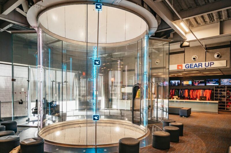 iFLY Tampa: First-Time Flyer Experience - Who Will Enjoy iFLY Tampa Most?