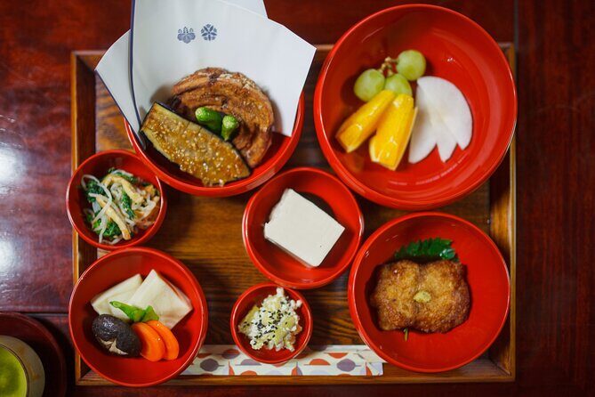 Iiyama Temple and Sake Brewery Day Trip from Nagano - Visiting the Mayumi Takahashi Doll Museum