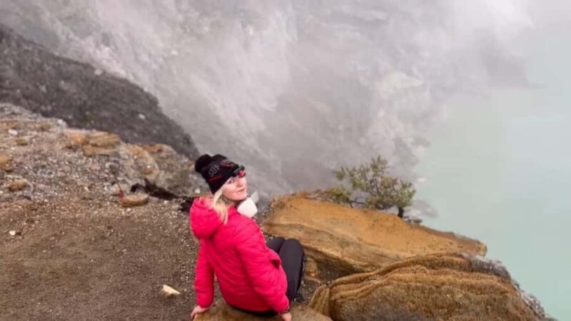 Ijen Crater: Midnight Adventure - Key Points