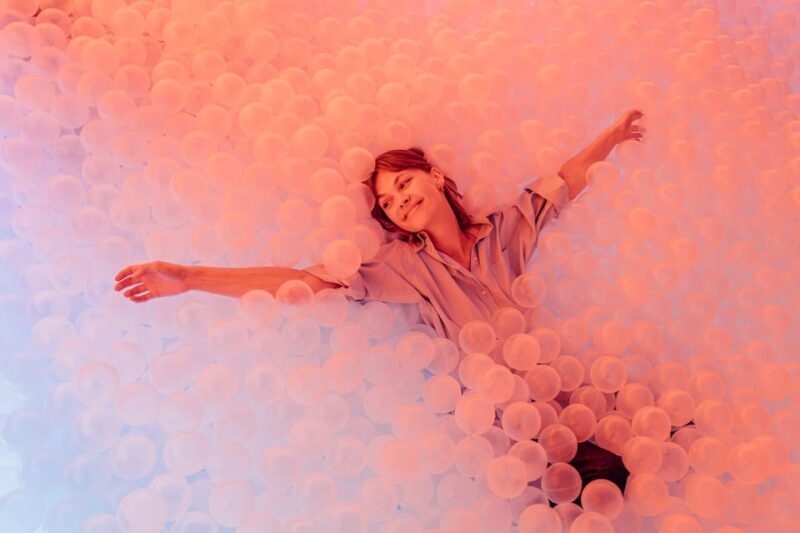 IKONO Berlin. Immersive Experience - What You’ll See Inside