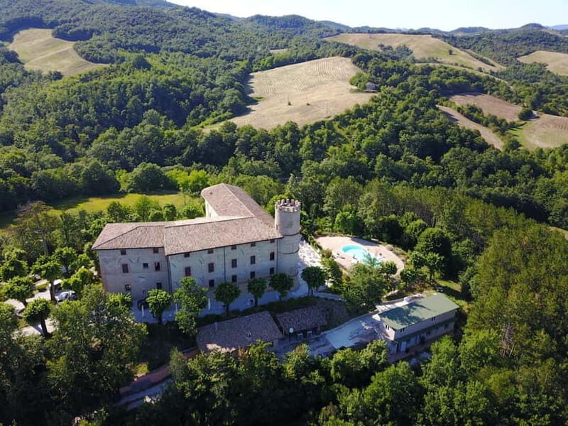 Il tour dei Castelli orientali di Gubbio: percorso in e-bike - An In-Depth Look at the Gubbio E-Bike Experience