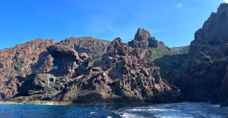 Ile Rousse : la réserve naturelle de Scandola - Practical Details and Value