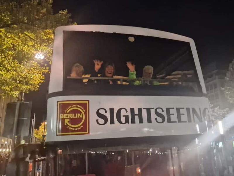 Illuminiertes Berlin: Lichterfahrt mit Livekommentar - Key Points