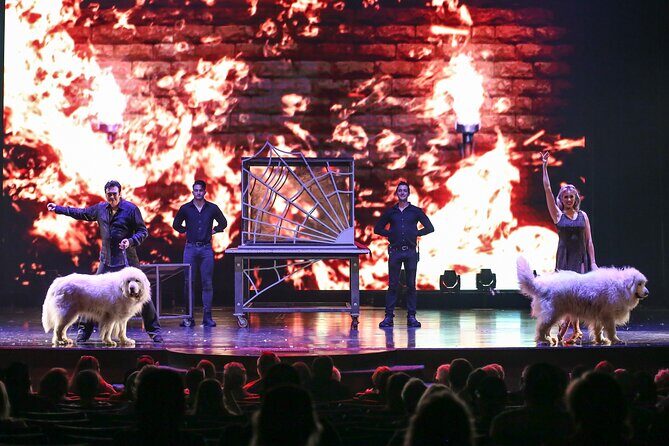 Illusionist Rick Thomas - Mansion of Dreams - Who This Tour Is Best For
