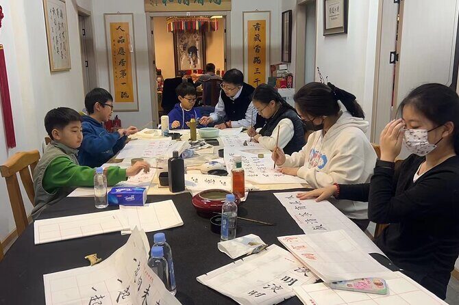 Immerse Yourself:Chinese Calligraphy Experience in Beijing Hutong - An In-Depth Look at the Calligraphy Experience