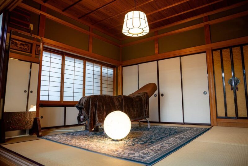 Immersive facial treatment in a Japanese space - The Sum Up