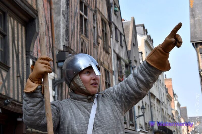 Immersive guided tour of Tours in the 13th century. - Reviewing the Experience