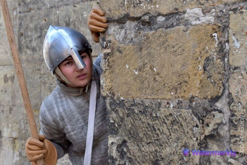 Immersive guided tour of Tours in the 13th century. - Who Should Consider This Tour?