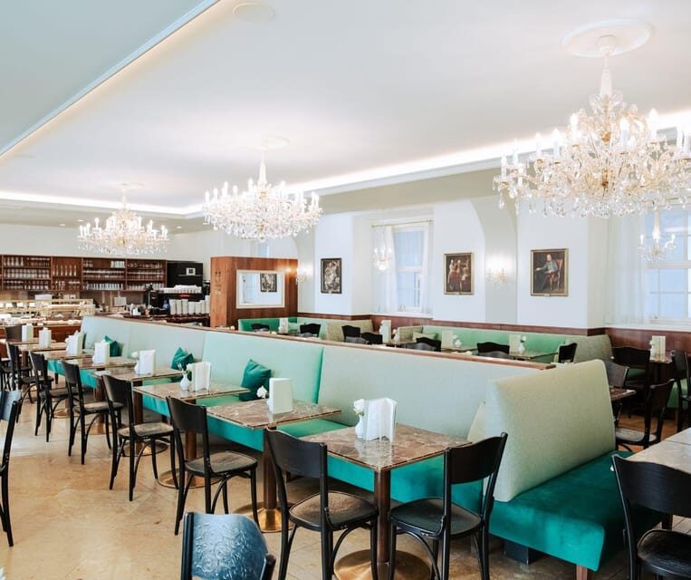 Imperial breakfast before your castle tour - Beginning with Breakfast: A Perfect Opening