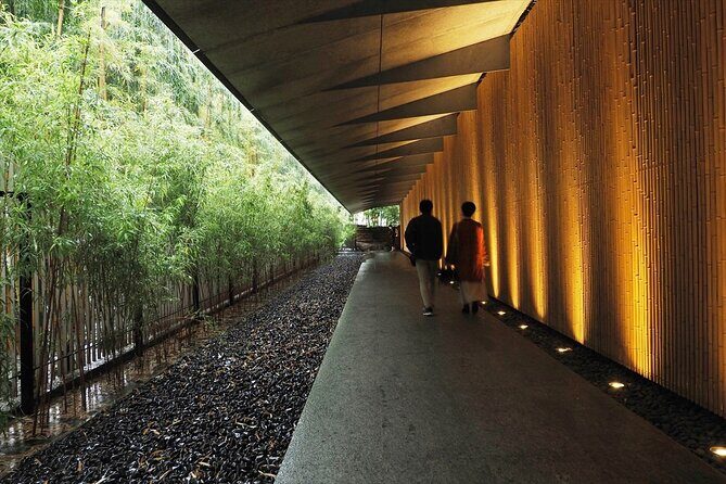 Imperial Palace, Meiji Shrine, & Aoyama Tour - What to Expect and Practical Details