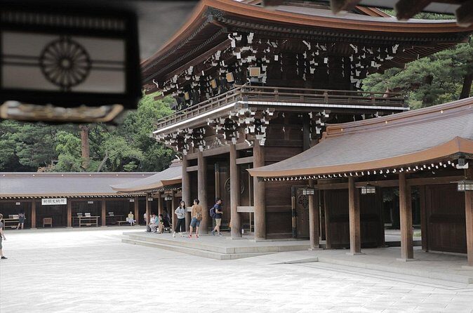 Imperial Palace, Meiji Shrine, & Aoyama Tour - Frequently Asked Questions