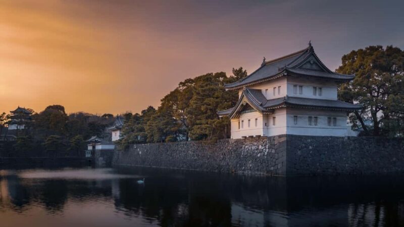 Imperial Palace Tour: Discover Samurai History with a Guide - Introduction