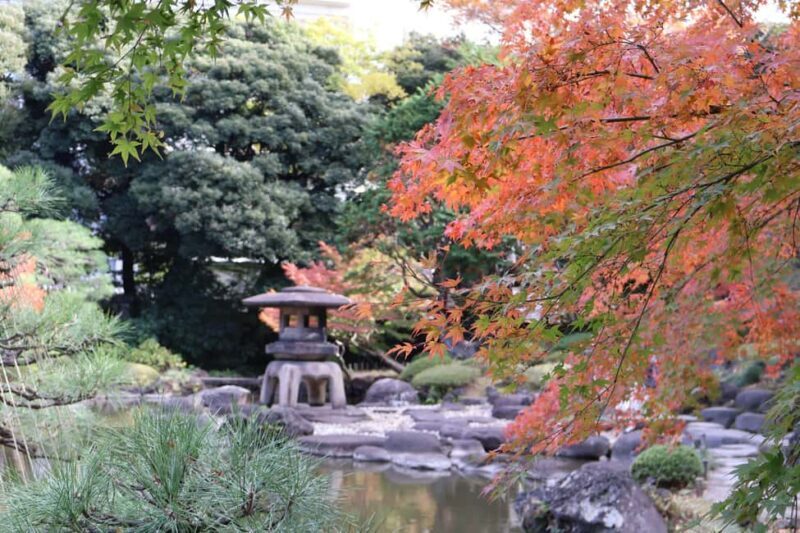 Imperial Palace Tour: Discover Samurai History with a Guide - Who Should Consider This Tour?