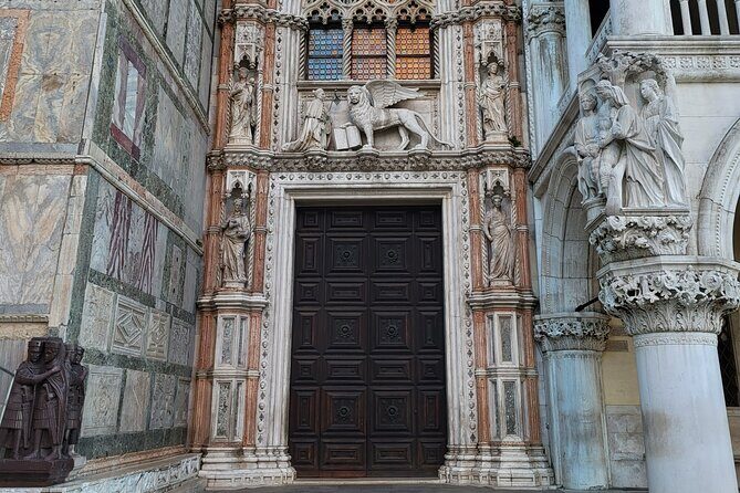 In and Around St. Marks Square: A Self-Guided Audio Tour - A Walk Through Venice’s Most Famous Square