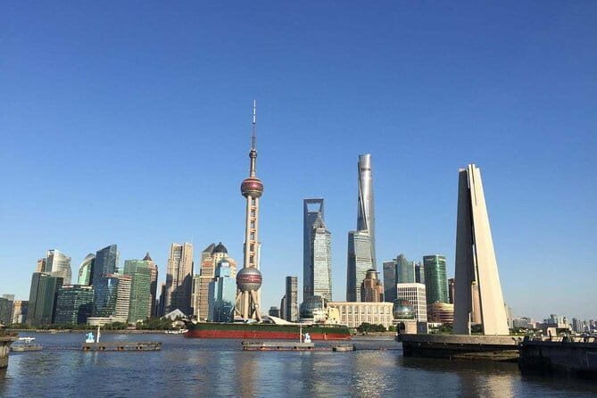 In-Depth Private Shanghai Old and New Walking Tour - Tour Breakdown: What to Expect from Beginning to End