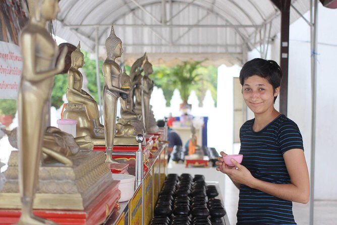 In French: Ayutthaya, the ancient capital of Siam - Who would enjoy this tour most?