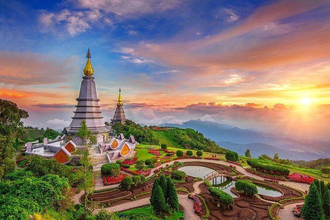 In French: private day trip to Doi Inthanon (hikes and tours) - Key Points