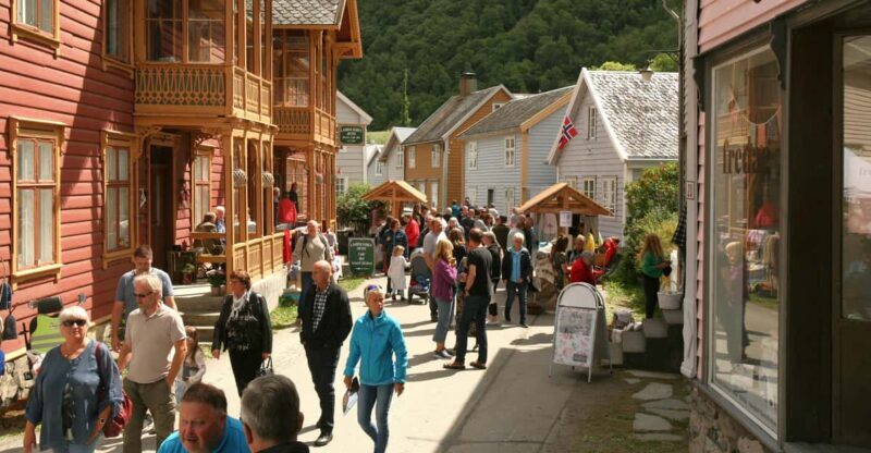 In Lærdal: Guided Old Town Tour - The Sum Up: Is It Worth It?