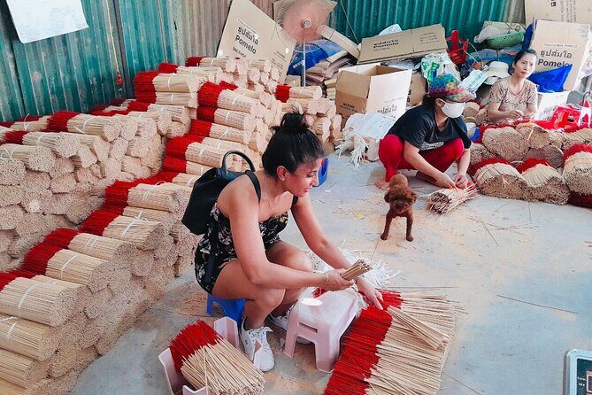 Incense Village, Hat & Lacquer Artisanal Tour Options From Hanoi - FAQ