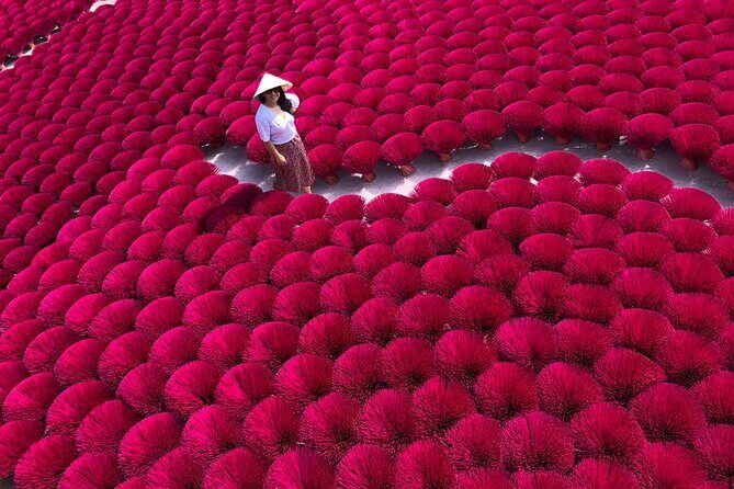 Incense Village Small Group Of 9 Tour From Hanoi to Ninh Binh - Transportation and Group Size: Why It Matters