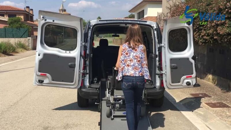 Inclusive Barcelona: Wheelchair-Friendly Private Tour - Accessibility and Practical Details