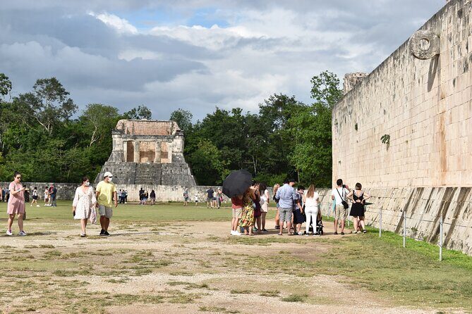 Incredible Visit To Chichen Itza, swim in a Sacred Cenote and explore Valladolid - Lunch and Additional Considerations
